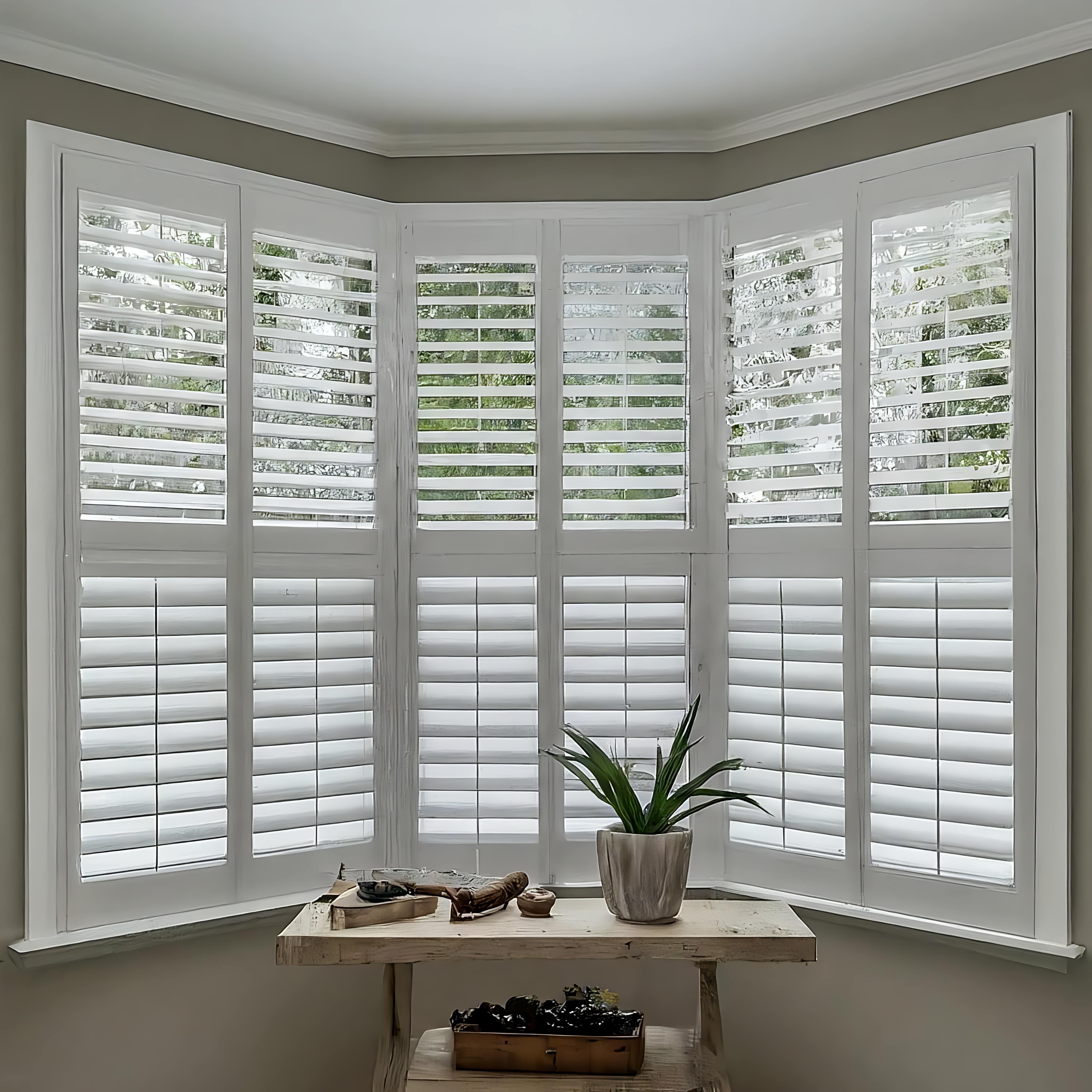Bay Window Shutter | Plantation Made to Measure